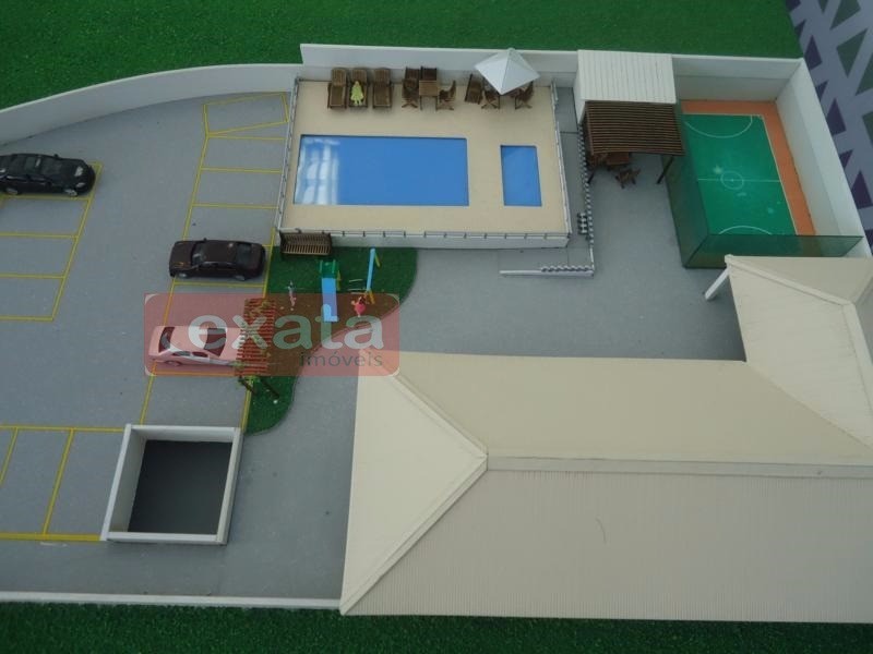 Morada de Laranjeiras, Via Sol, 2 qaurtos, com lazer, em obras, opção ...