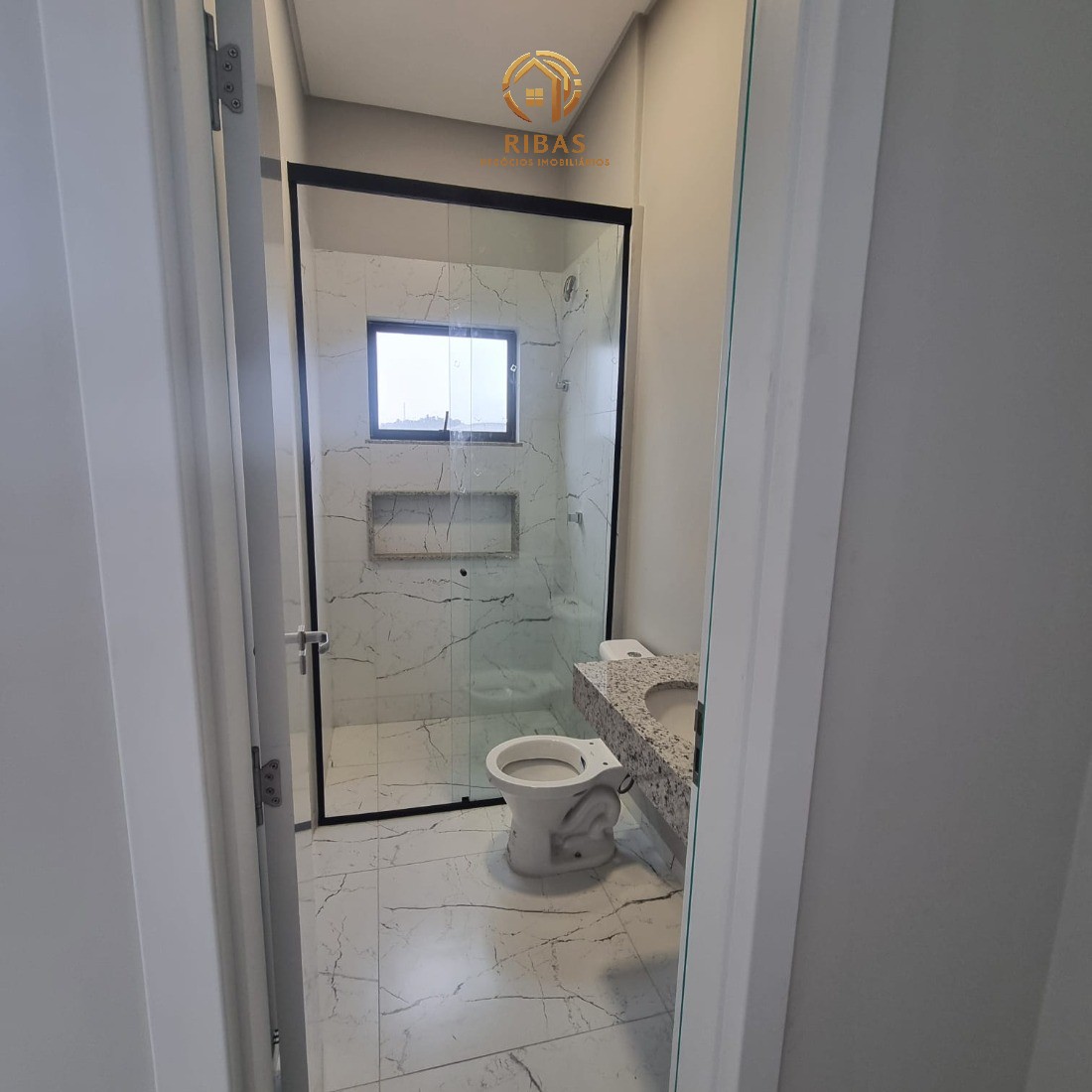 Geminado Triplex a venda no bairro Vila Lenzi em Jaraguá do Sul